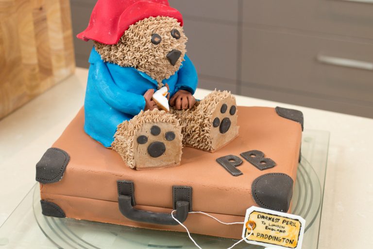 PADDINGTON BEAR CAKE - The Bear - Part 2 - Steve's Kitchen