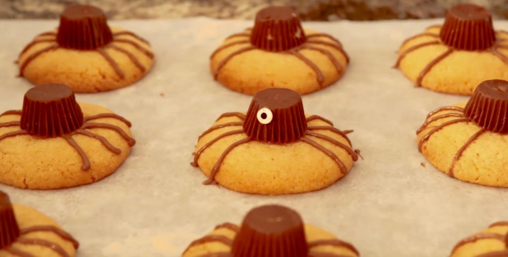 Reeses Spider Halloween Cookies - Steve's Kitchen