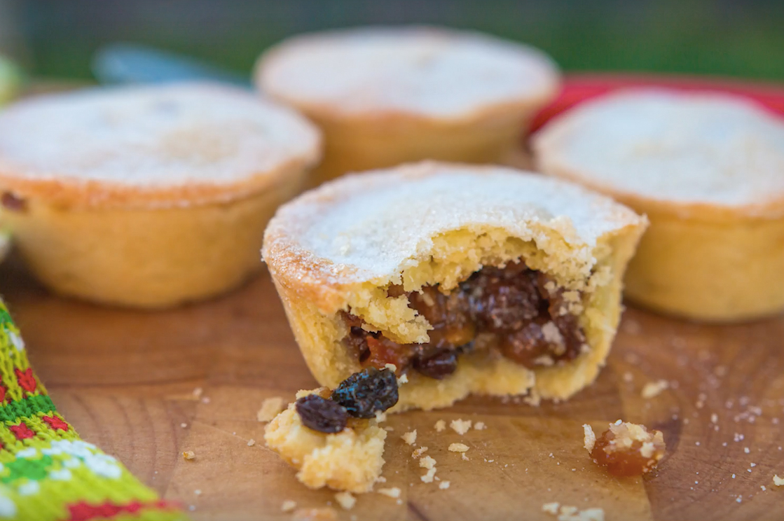 MINCE PIES With A Sweet Short Crust Pastry Steve s Kitchen